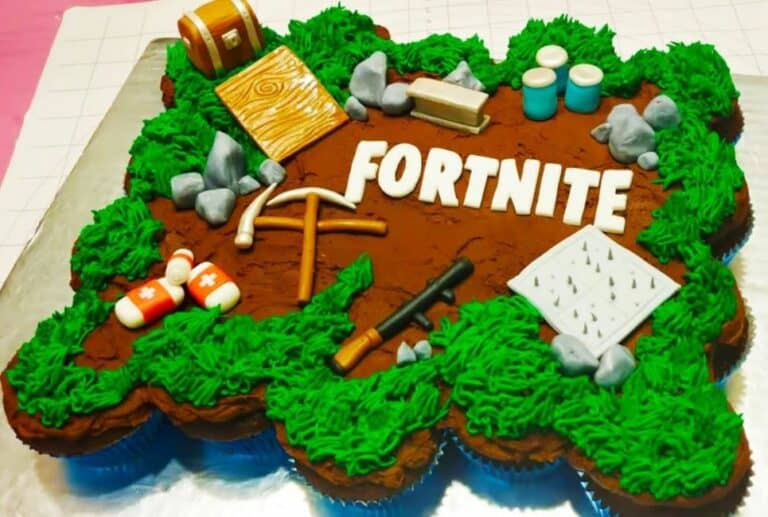 Fortnite Cake Ideas for Gamers - The Party Inspo